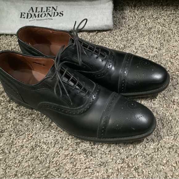 Allen Edmonds | Shoes | Allen Edmonds Strand Captoe Oxford Size 3b ...